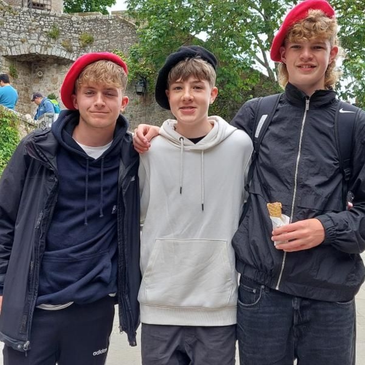 Dyson Perrins CofE Academy - MFL trip to Chateau de Mayenne
